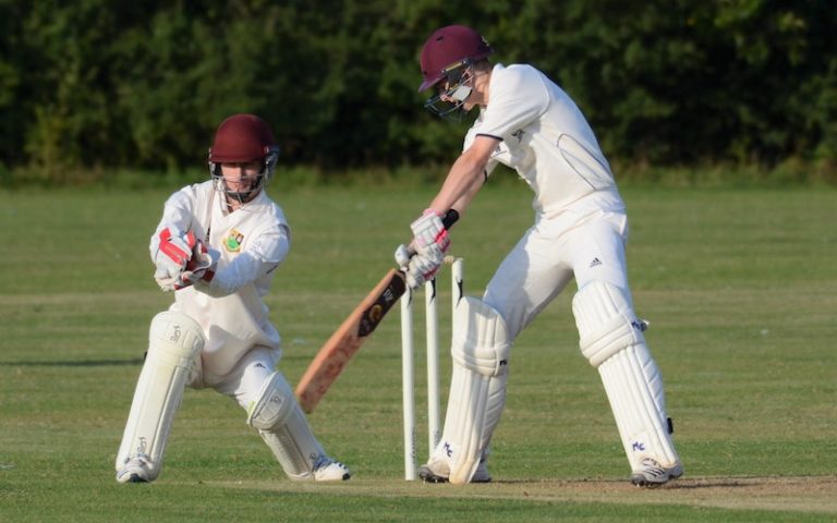 Best Cricket Helmets: Cricketers Guide [2024]