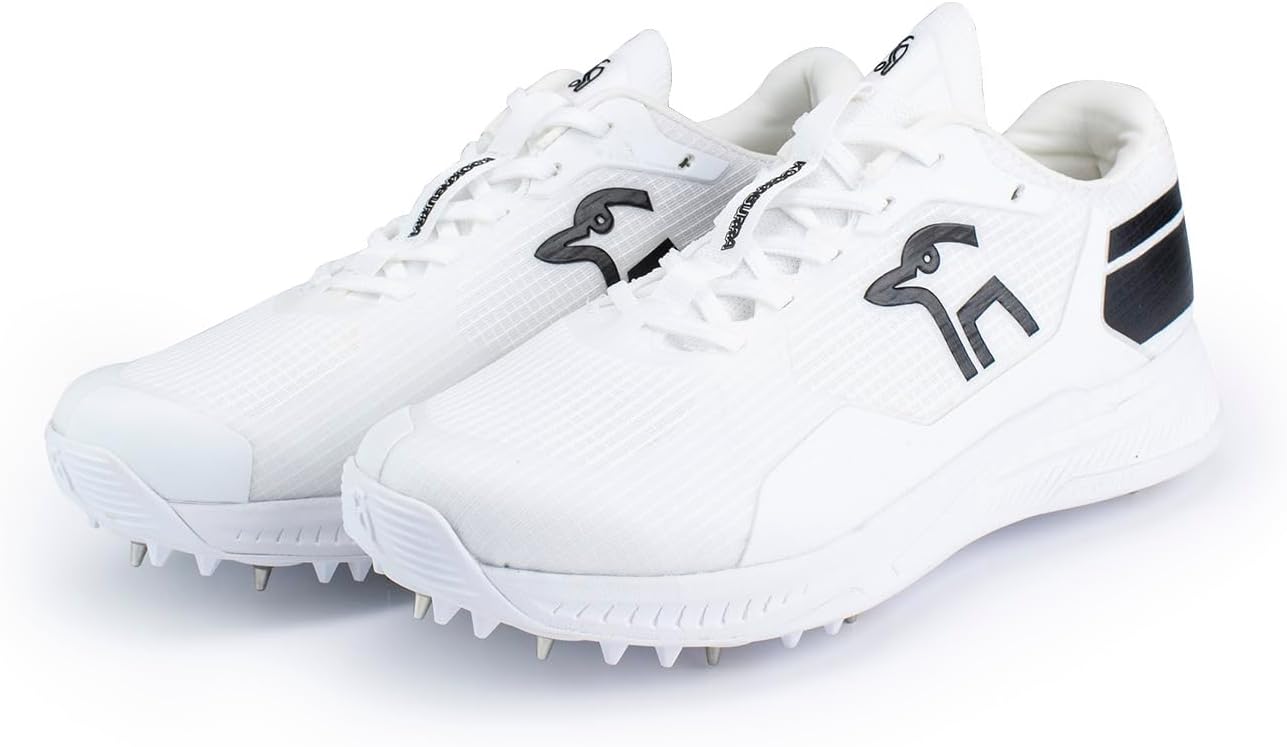 Best Cricket Shoes: The Cricketers Guide [2024]