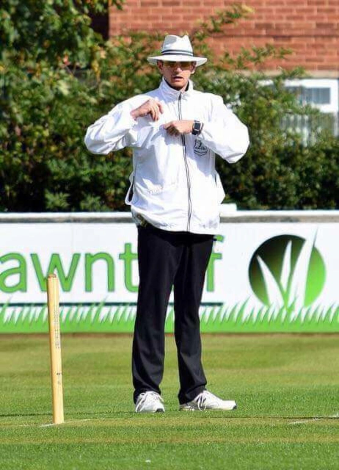 Middle, please ump: Becoming a Premier League cricket umpire