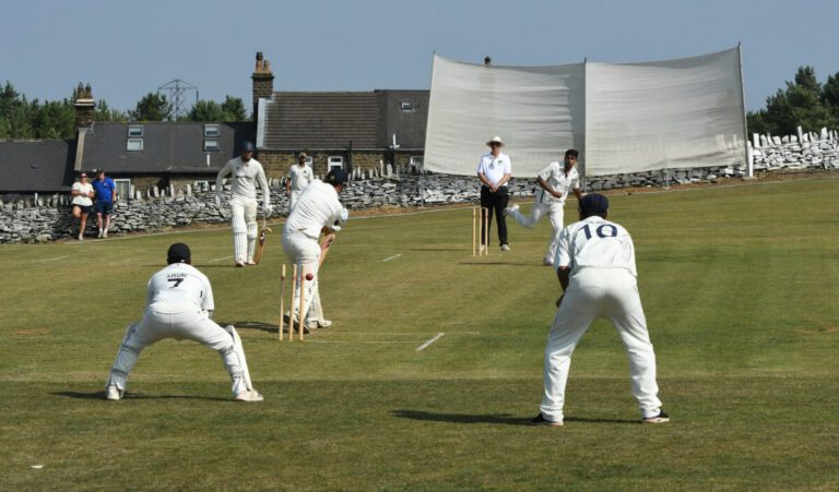Green Moor lift Billy Oates Memorial Cup at Hill Top Lane